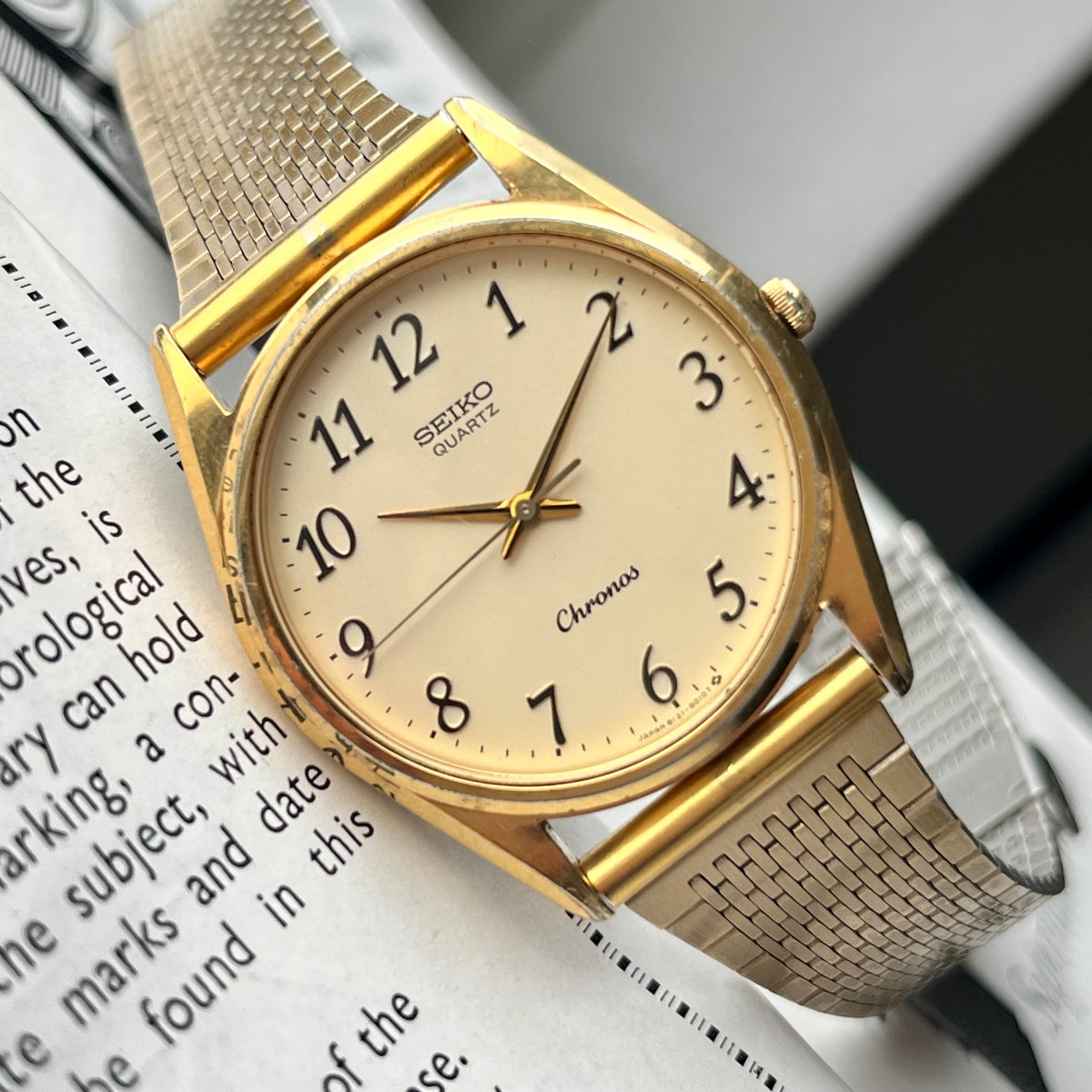 Vintage Seiko 7121-8000 Linnen Dial Gold Case 1979 Quartz Watch – WatchEra