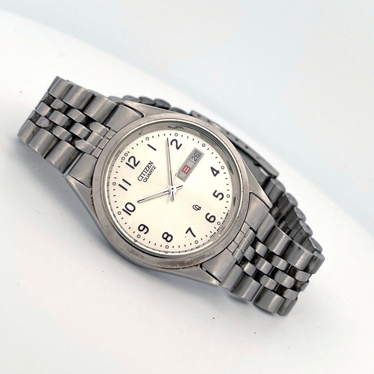 Citizen Crystron CQ Datejust 6100-S96389 White Numerals Watch For Sale ...